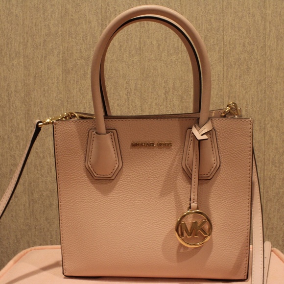 Michael Kors | Bags | Michael Kors Medium Sized Light Pink Bag | Poshmark